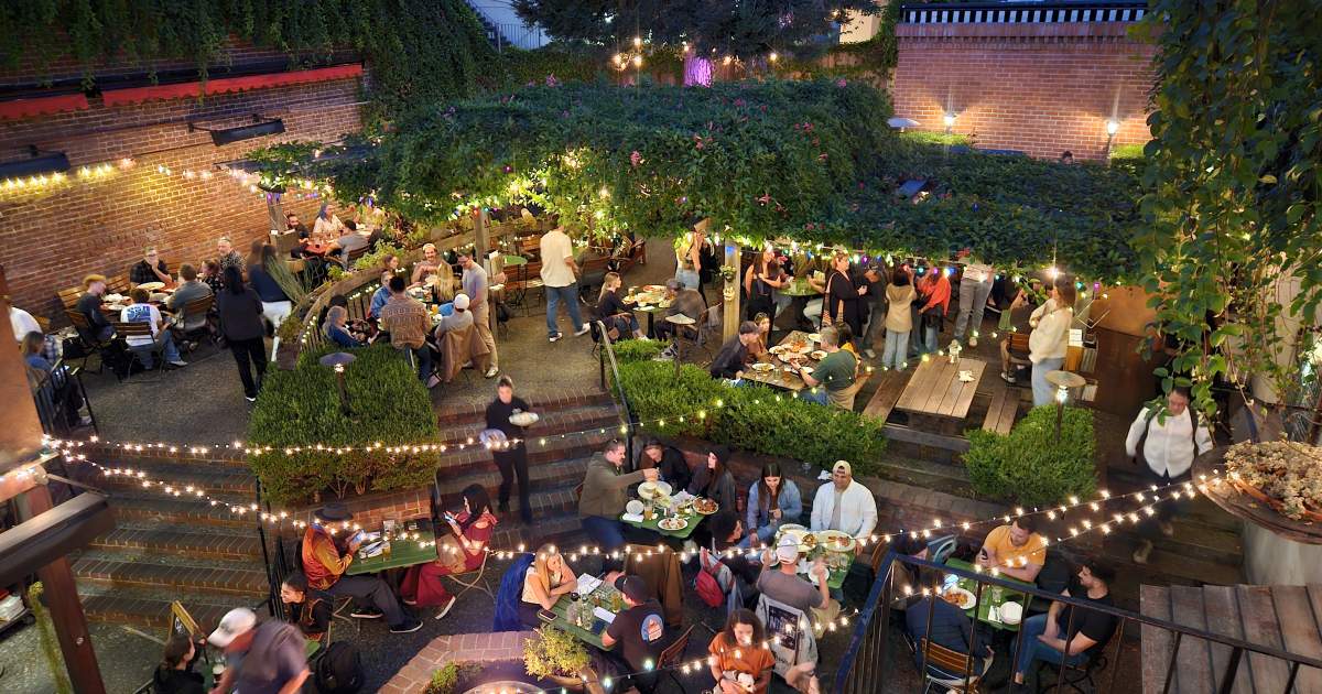 Valentine’s Day in Berkeley: Dinners, Events & Things to Do